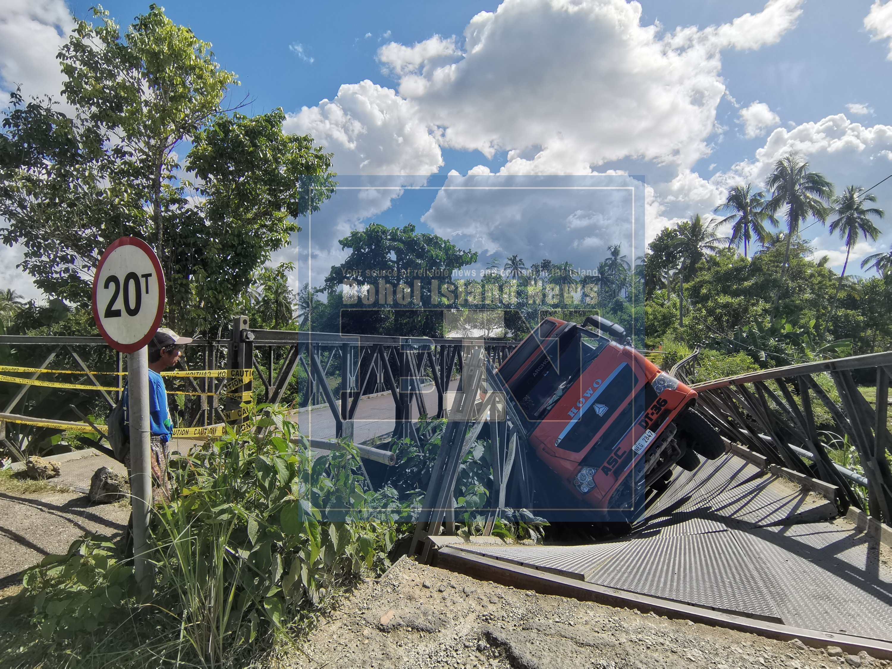 Capitol: Truck in Catigbian bridge collapse ‘overloaded’ – BOHOL ISLAND ...