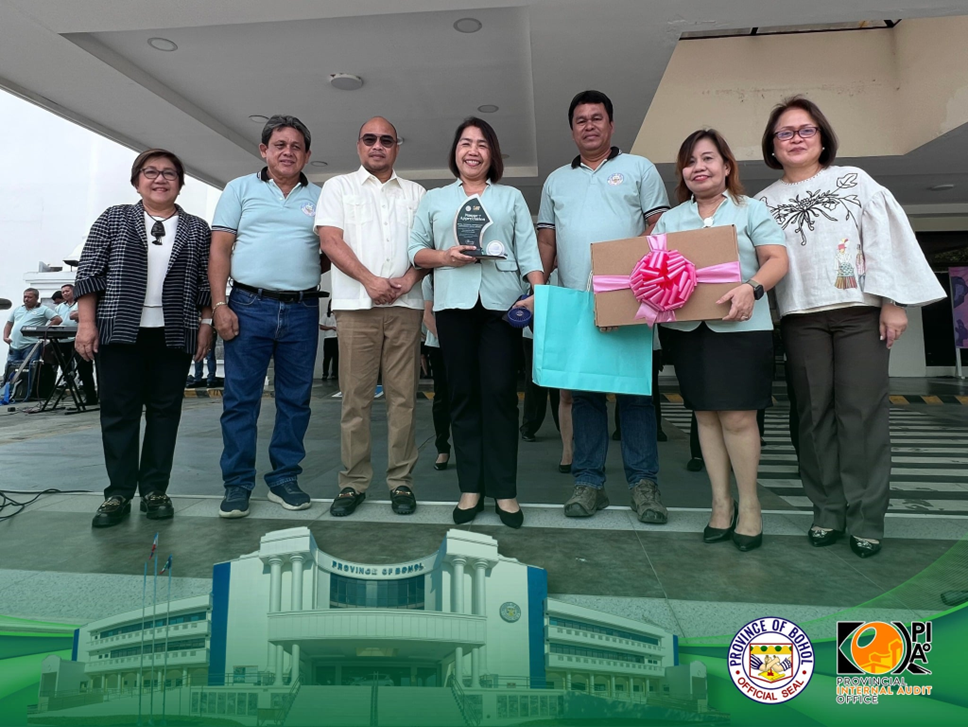 BPEMO IS ‘MOST IMPROVED OFFICE INTERNAL CONTROL SYSTEM’ – BOHOL ISLAND NEWS
